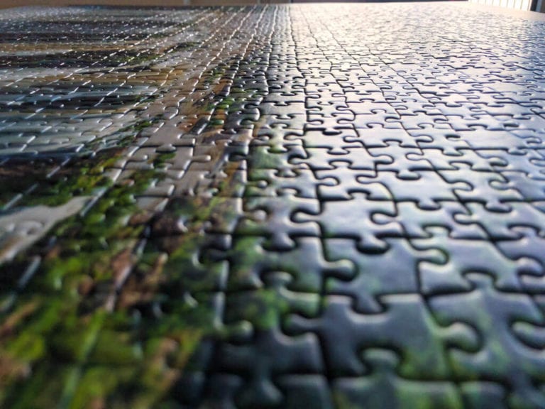 puzzle-strategy-how-to-do-a-jigsaw-puzzle-jigsaw-puzzle-queen